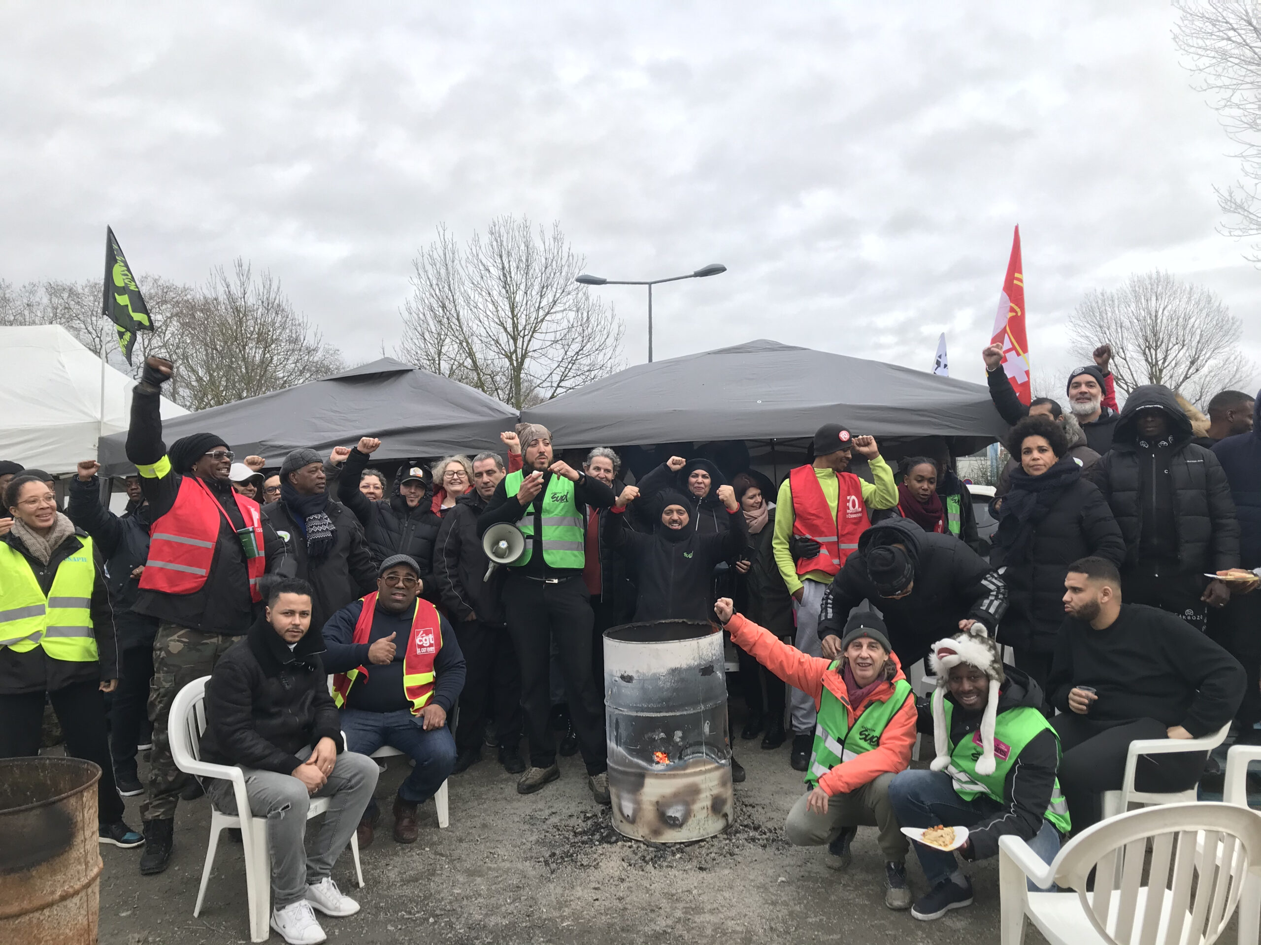 Sur un piquet de travailleurs du transport (5 janvier 2023) - NPA ...