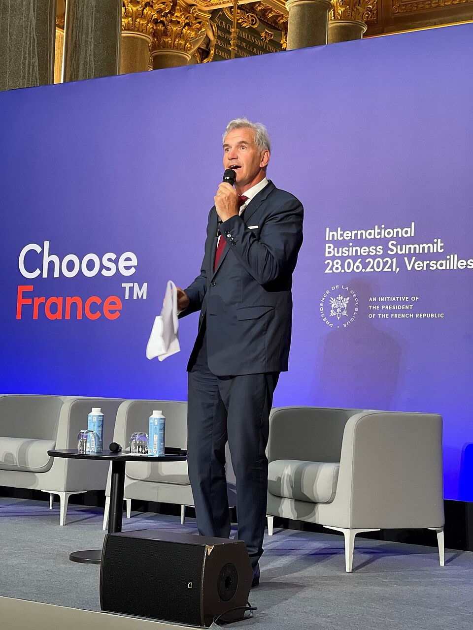 « Choose France », un sommet très bluff blanc rouge - NPA Révolutionnaires